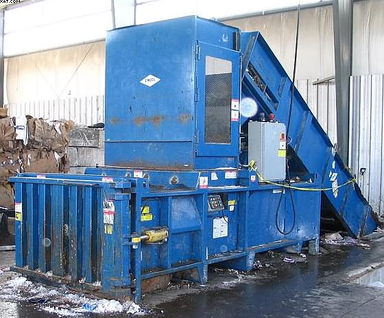 EXCEL Horizontal Baler,