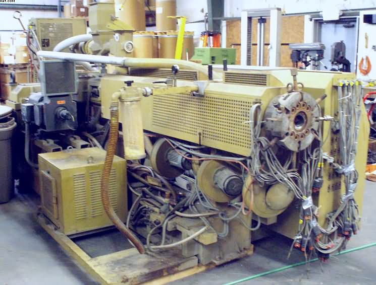AMUT / ROYAL GROUP Twin Screw Extruders,