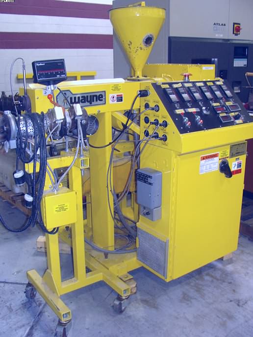 WAYNE Yellowjacket Extruder, 1"