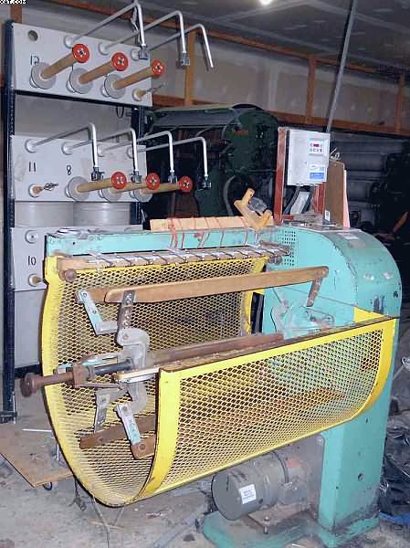 SINGER / FIDELITY Skein Reel,