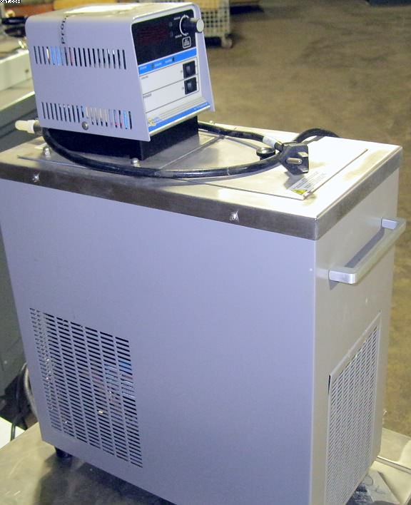 VWR SCIENTIFIC Model 1160A Recirculating Water Bath.