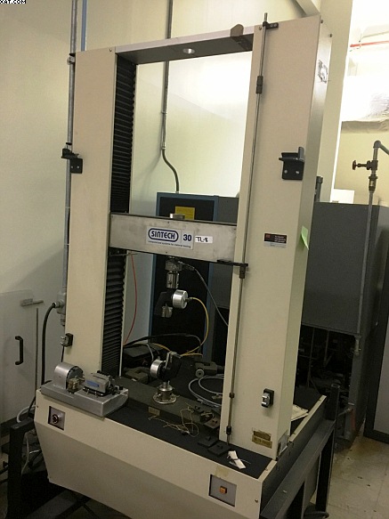 SINTECH 30 Tensile Tester.