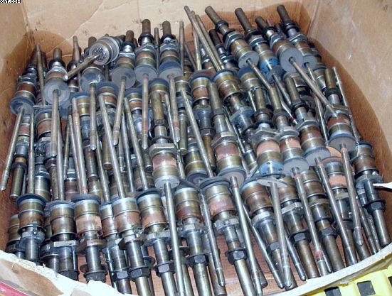 SACO LOWELL Spindles and Bolsters.